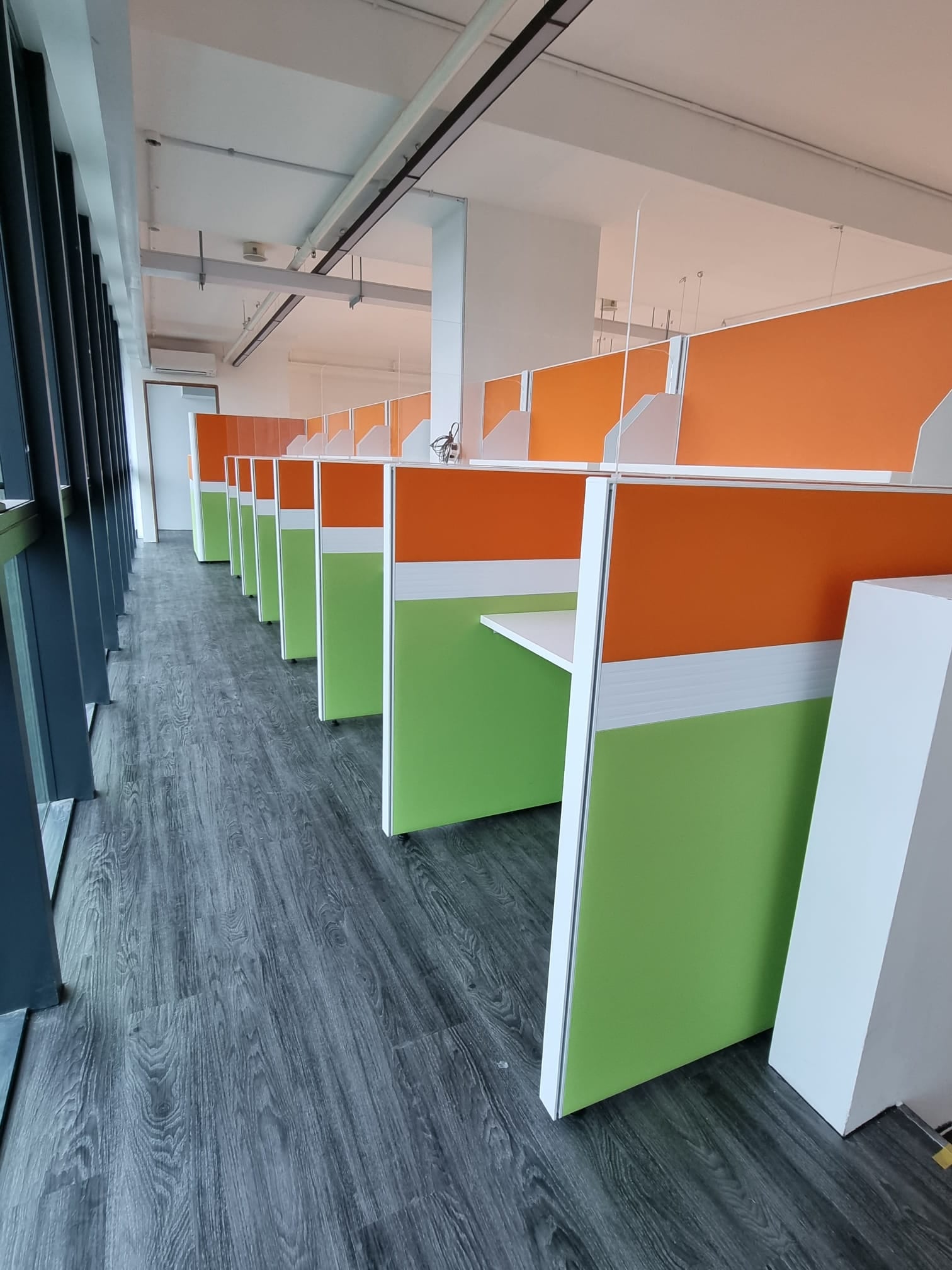 A002 Spring Series Partition - SOLOS (S) Pte Ltd
